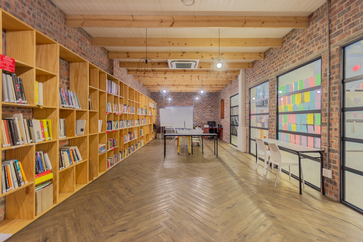 42 Engines, Salt River - Amazing Spaces Locations