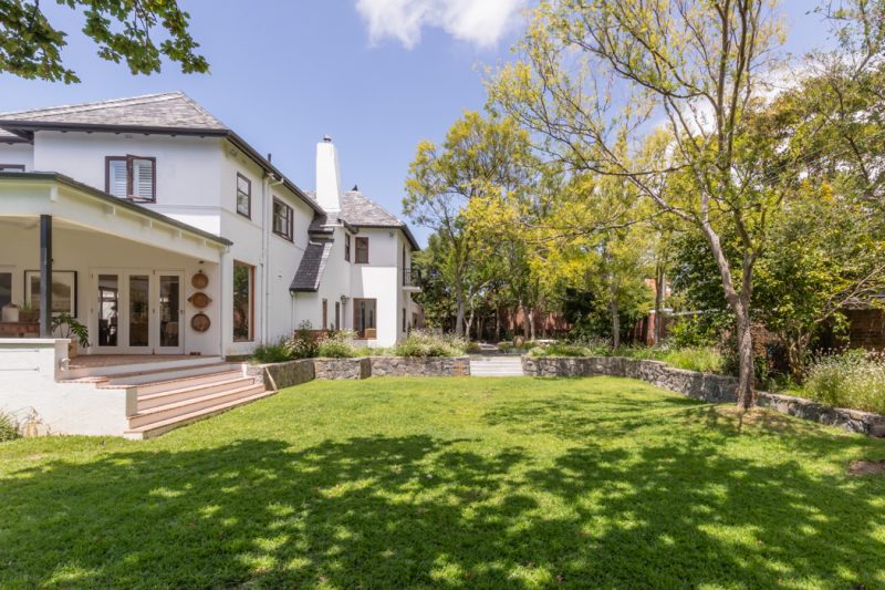 Middlemarch: Classic Beauty with American Flair, Rondebosch